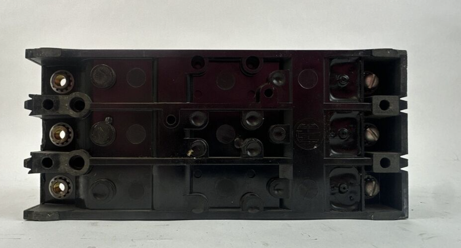 ITE ET4035 CIRCUIT BREAKER 100AMP "F" FRAME 3POLE 600VAC 125/250VDC 50 ...