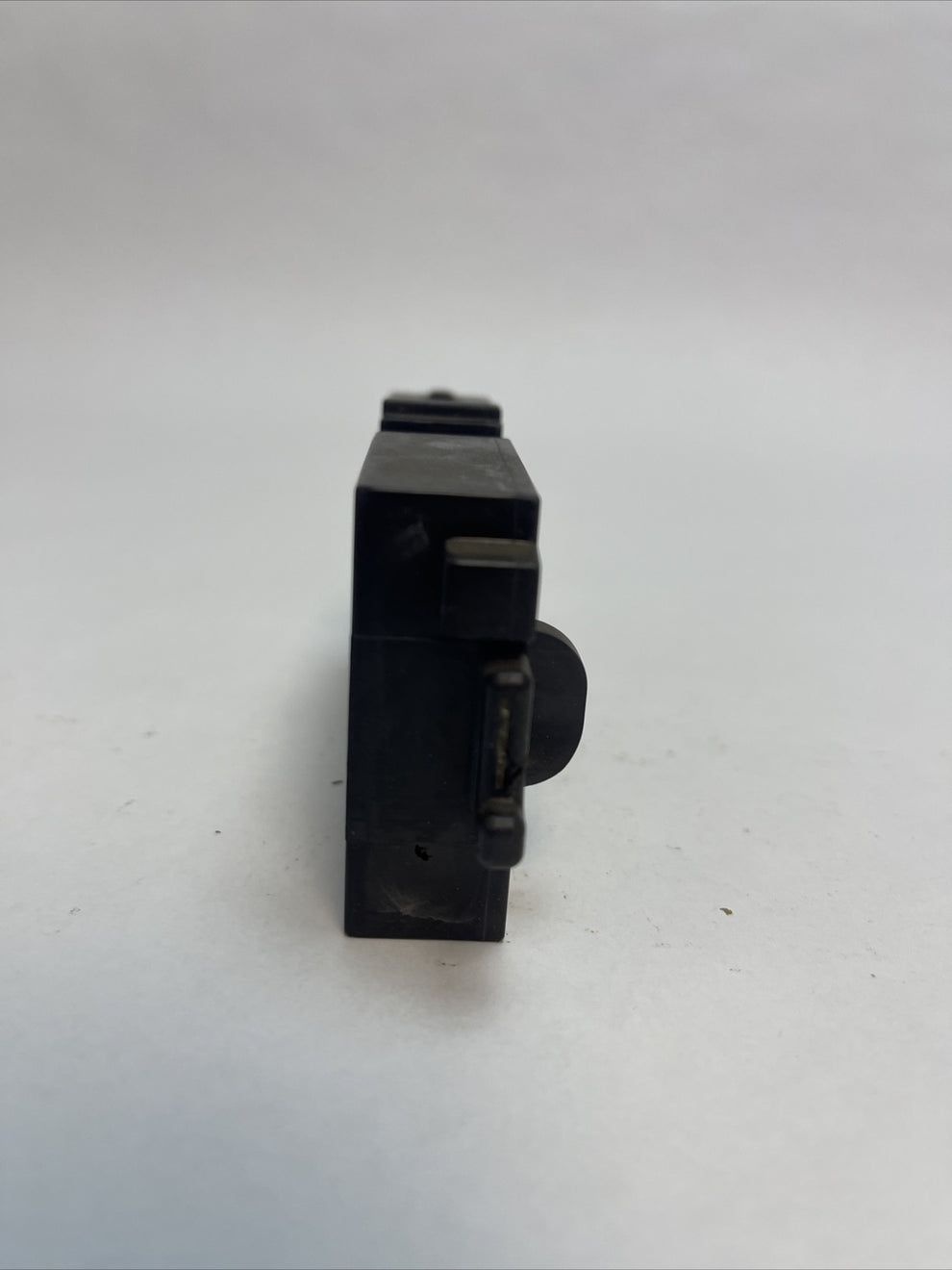 ITE G103D026 COIL 24V 60HZ 2 OR 3 POLE – Select Surplus